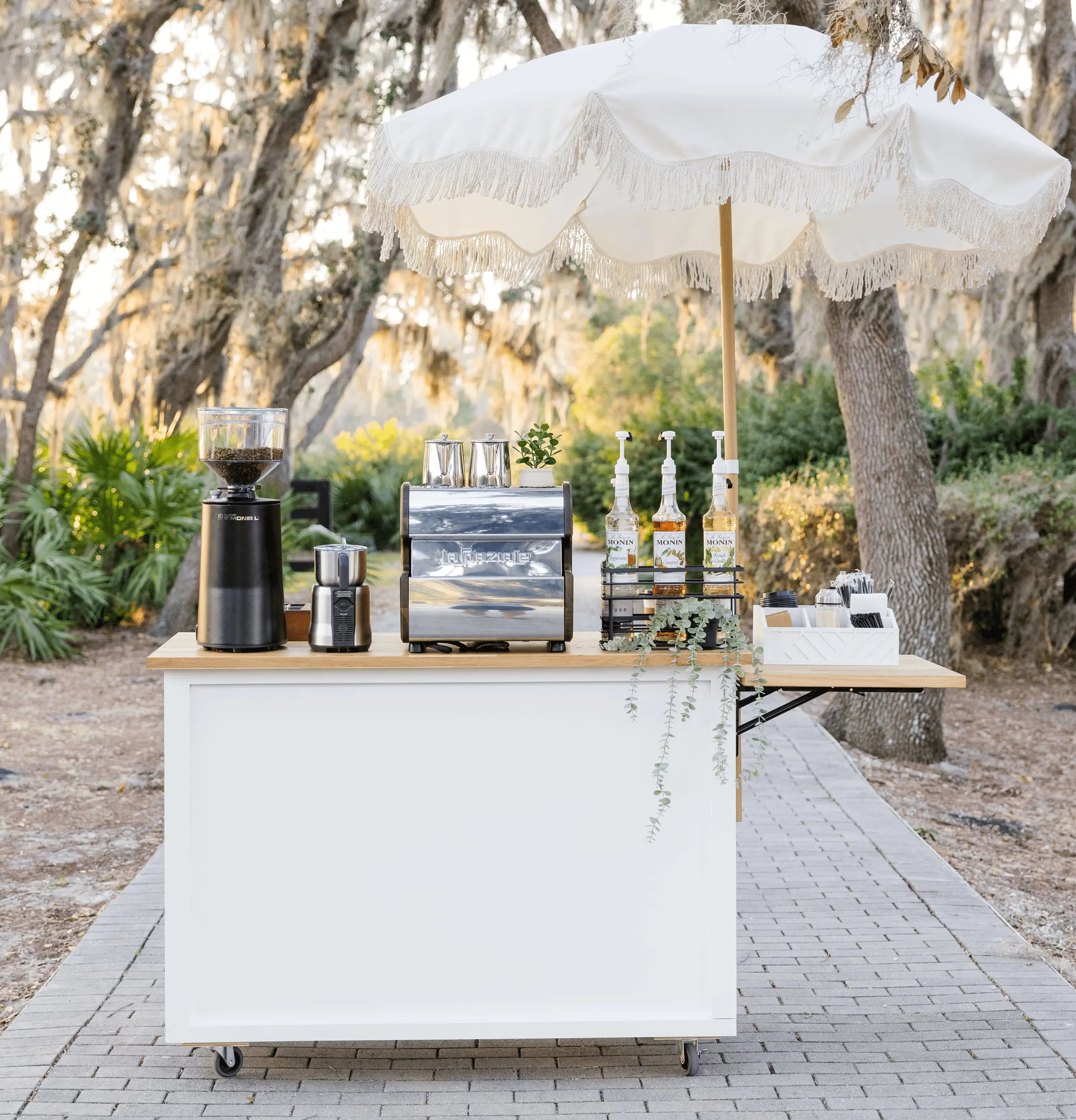 Delightful Bean | Lakeland's Premier Coffee Cart & Mobile Catering